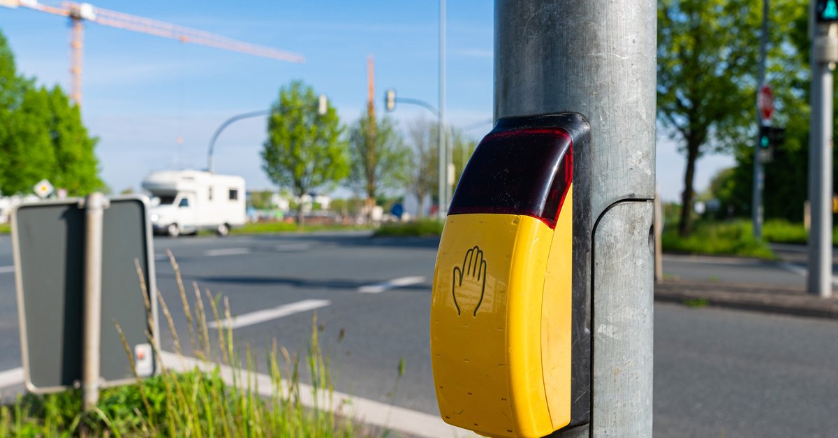 „Geheimknopf“ unter der Ampel: Wird es so schneller grün?