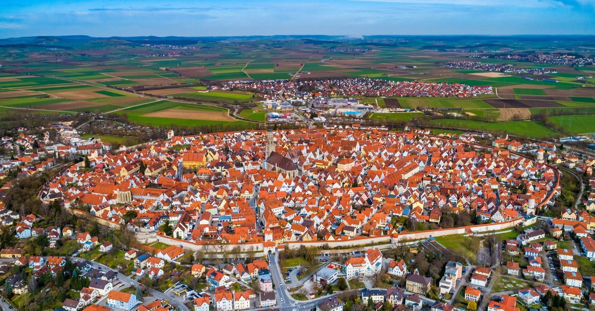 Nördlingen: Diese Stadt diente als Vorlage für Attack on Titan