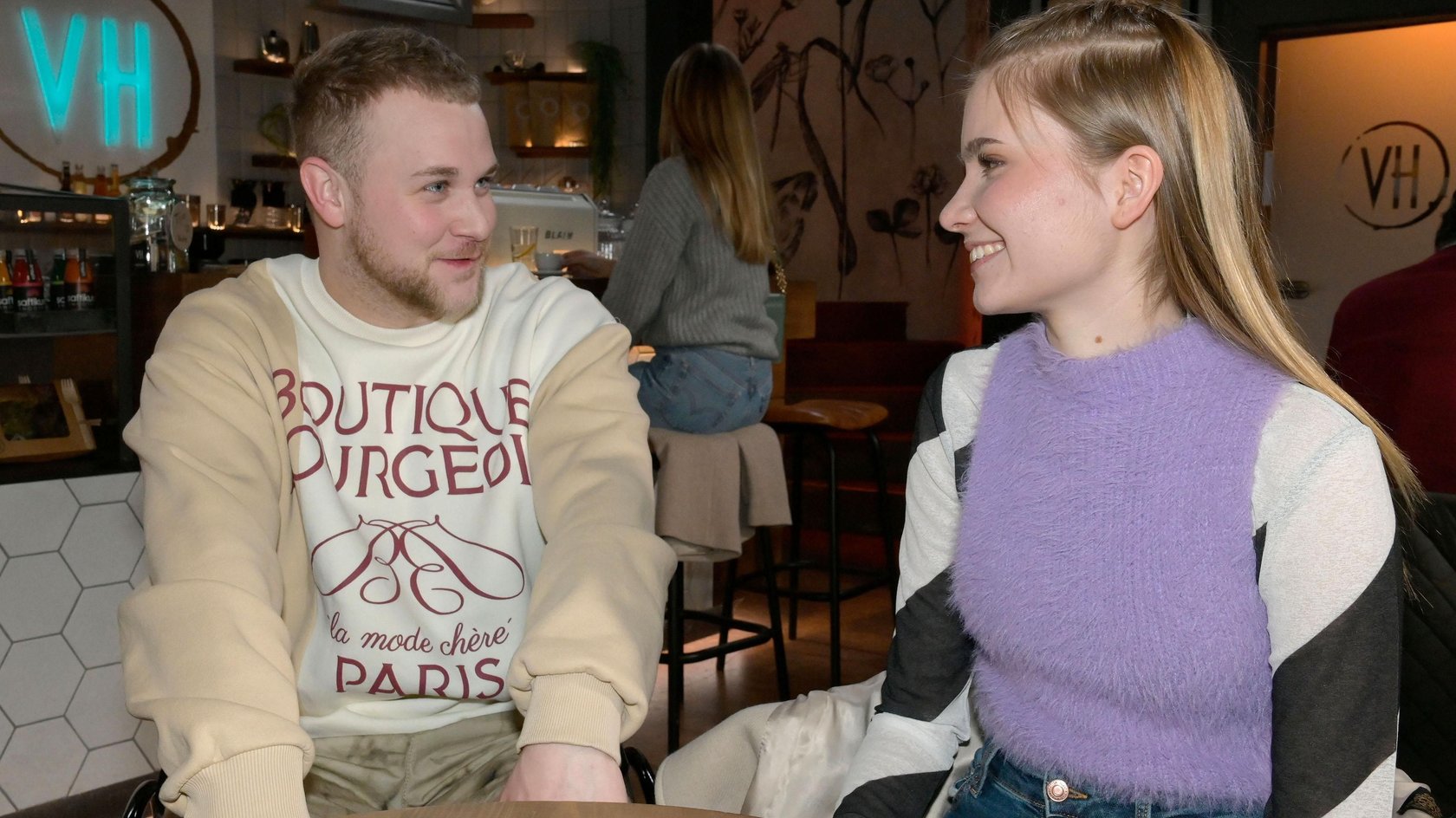 GZSZ-Jonas doch im Liebesglück? Es kommt zu einem Kuss mit Johanna