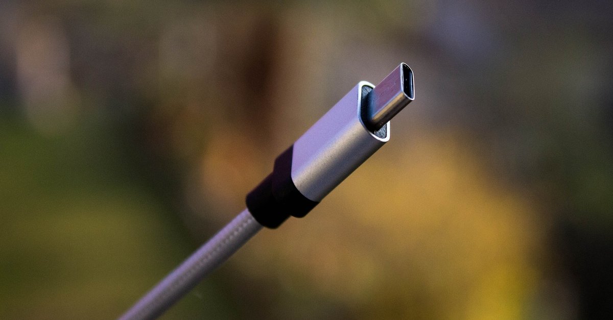 USB: Übersicht Steckertypen und Farben